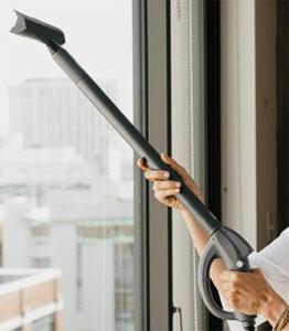 6 Tips for Efficiently Steam Cleaning Windows
